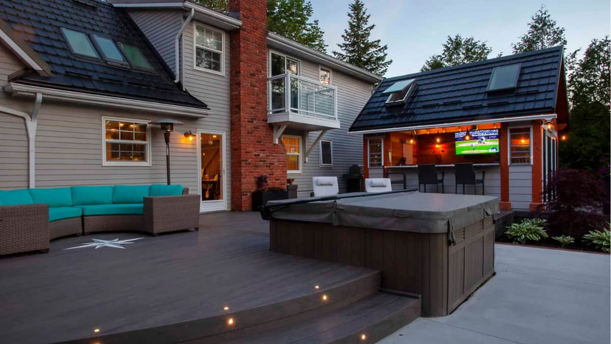 How To Make Your Deck Cozier For Winter and Extend Your Outdoor Season