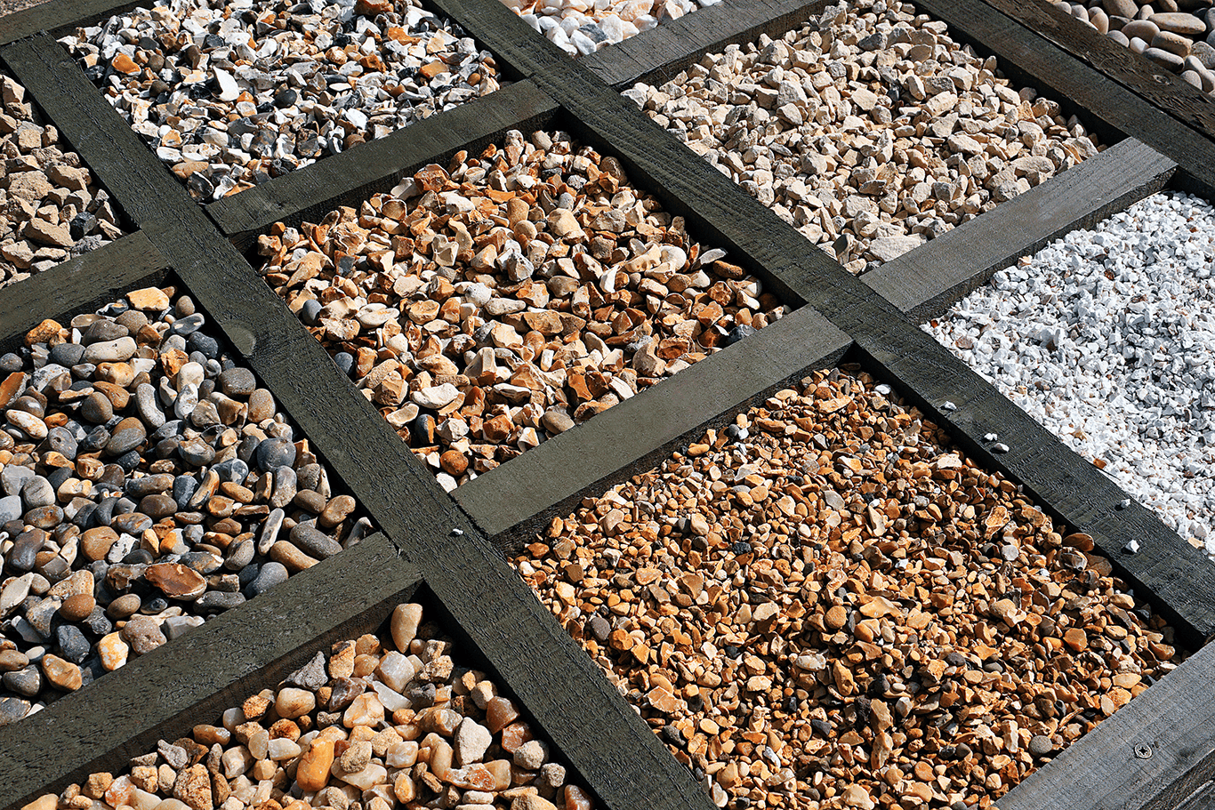 Choisir le bon matériau sous votre nouveau patio : Paillis, sable ...